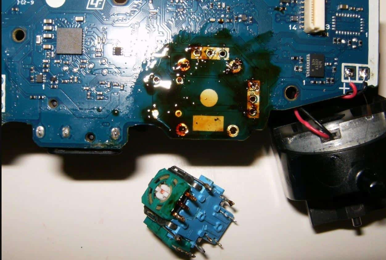 Votre joystick PS4 bug ? Comment le réparer