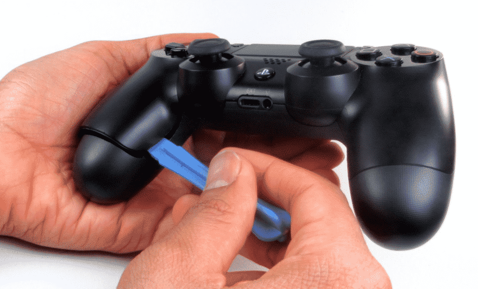 Votre joystick PS4 bug ? Comment le réparer